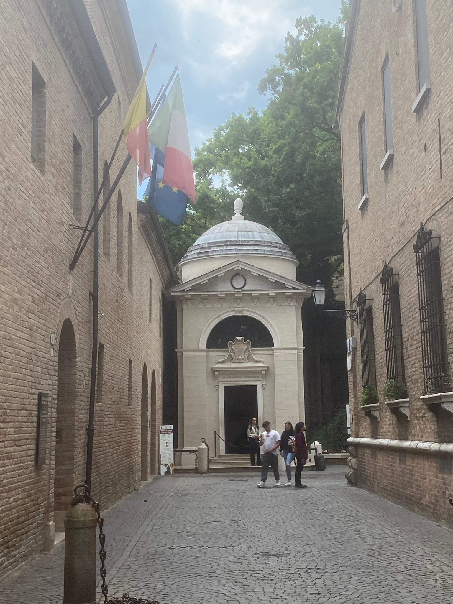 Rimini & Ravenna on the North-East Coast of Italy – Laur On Tour